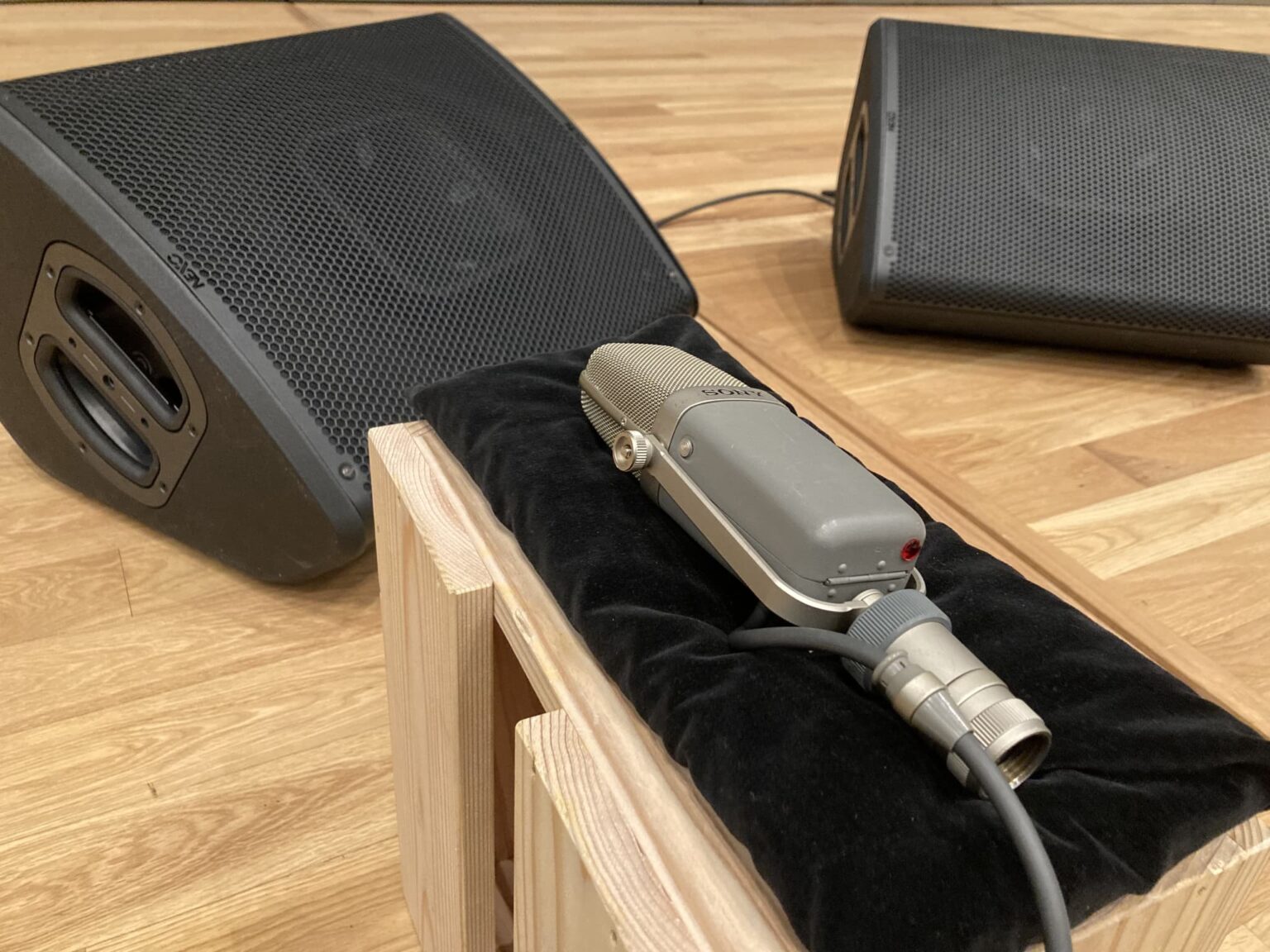 サンパチマイクの使い方・SONY C-38Bレビュー【漫才マイク】 | イチログ！B-SIDE